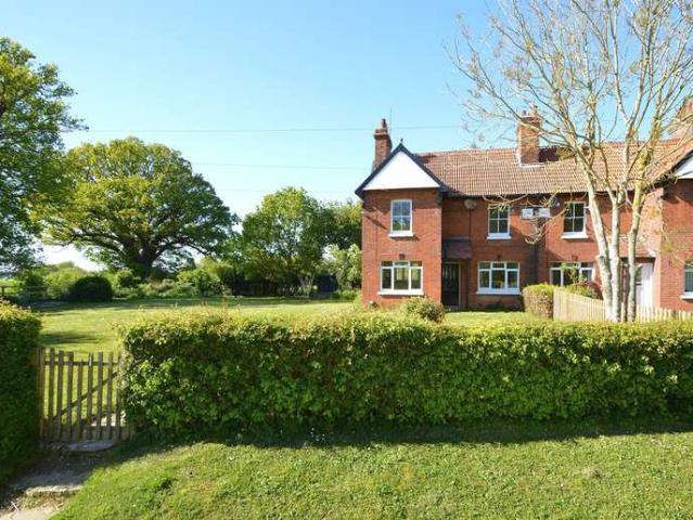 3 Bedroom Semi Detached House