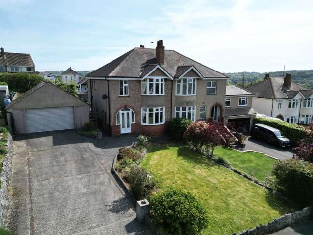 3 Bedroom Semi Detached House