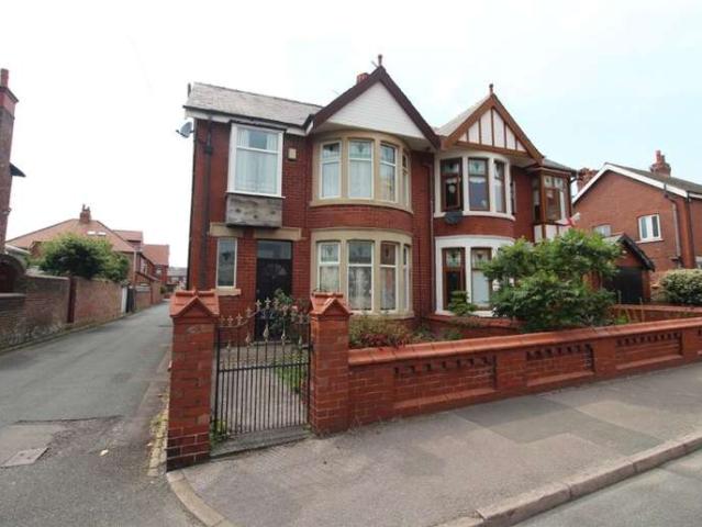 3 Bedroom Semi Detached House