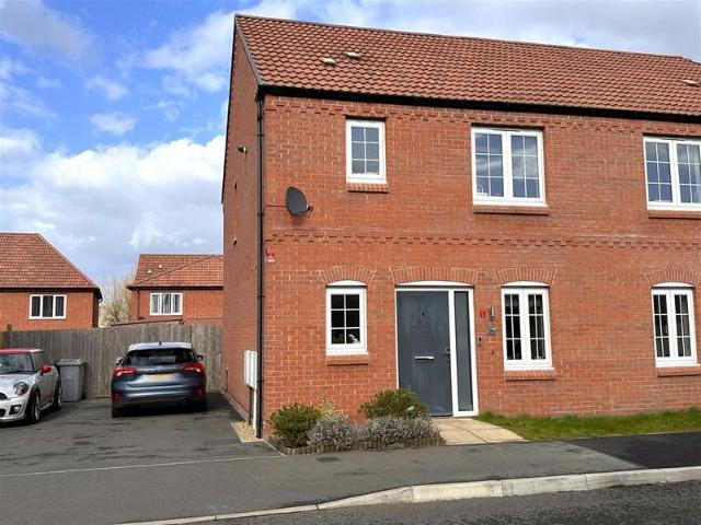 3 Bedroom Semi Detached House