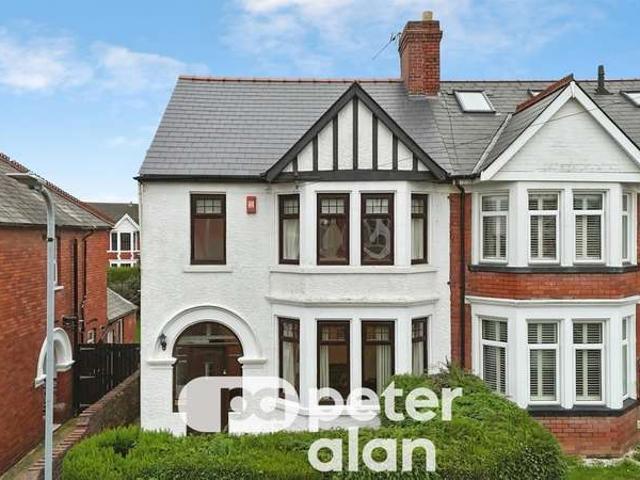 3 Bedroom Semi Detached House