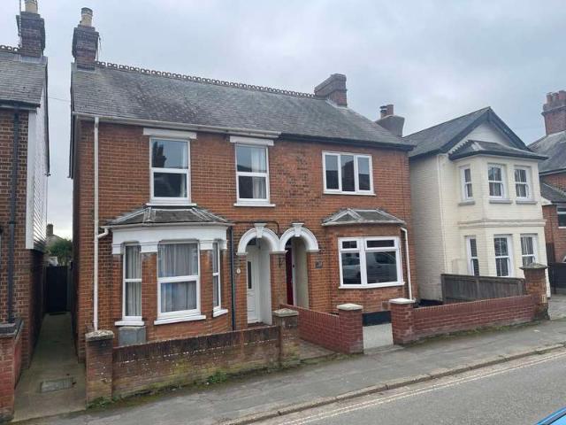 3 Bedroom Semi Detached House
