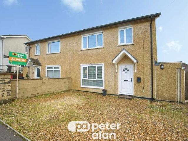 3 Bedroom Semi Detached House