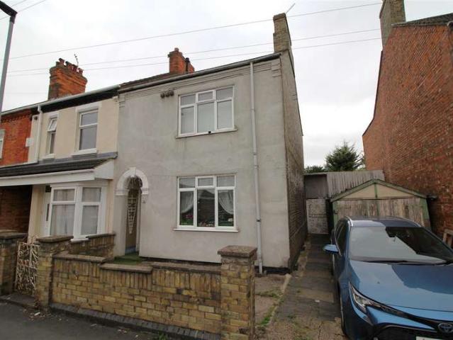 3 Bedroom Semi Detached House