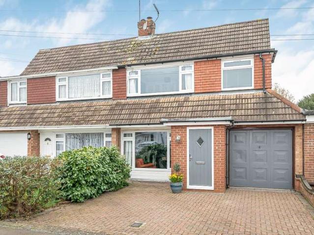 3 Bedroom Semi Detached House