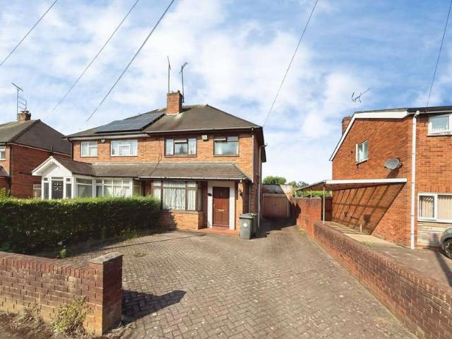 3 Bedroom Semi Detached House