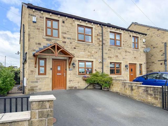 3 Bedroom Semi Detached House