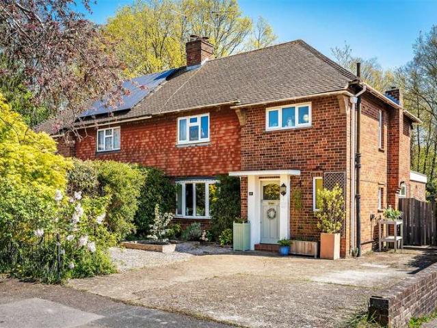 3 Bedroom Semi Detached House