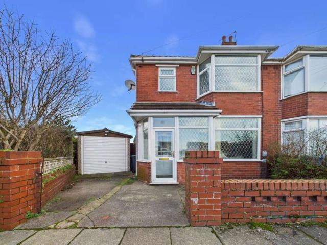 3 Bedroom Semi Detached House