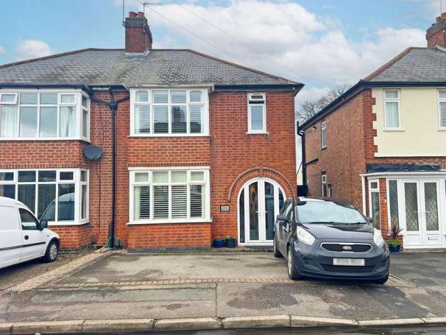 3 Bedroom Semi Detached House