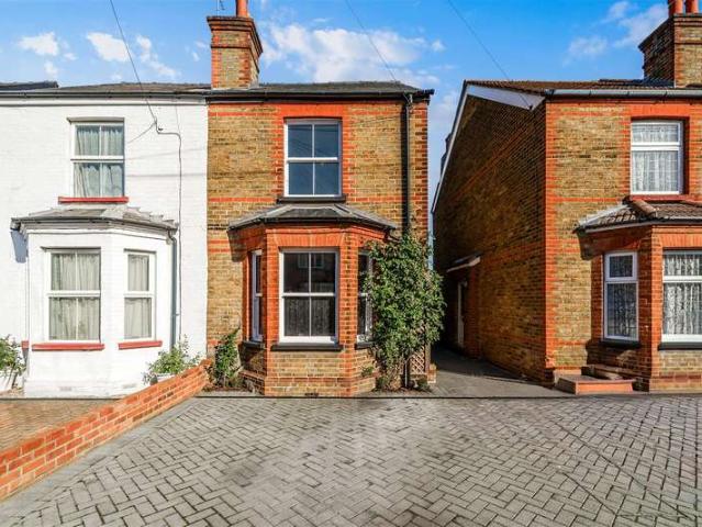 3 Bedroom Semi Detached House