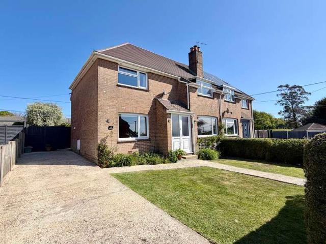 3 Bedroom Semi Detached House
