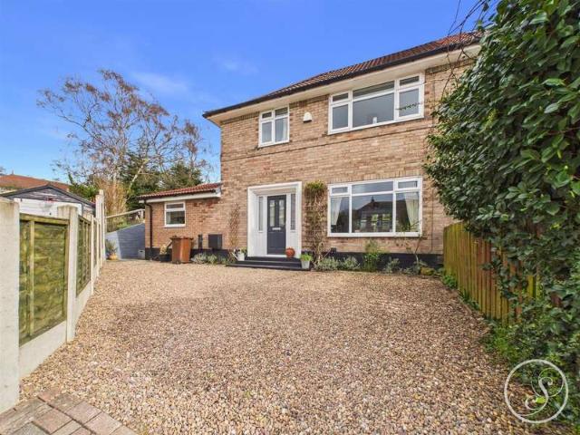 3 Bedroom Semi Detached House