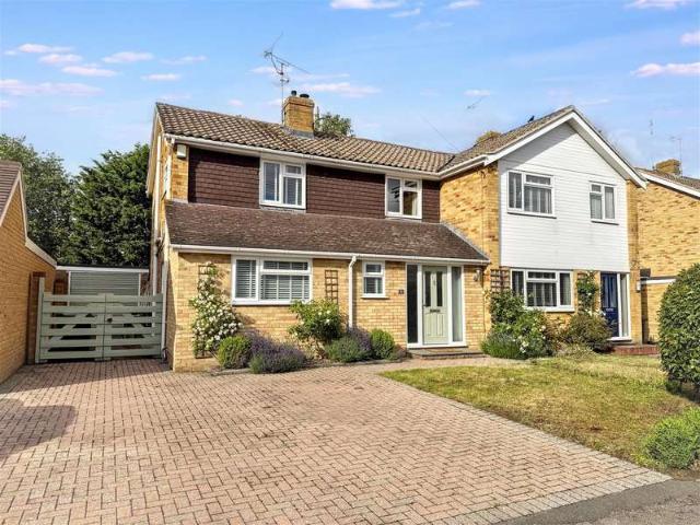 3 Bedroom Semi Detached House