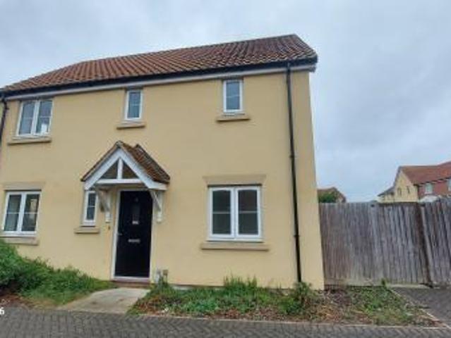 3 bedroom Semi detached house To Let
