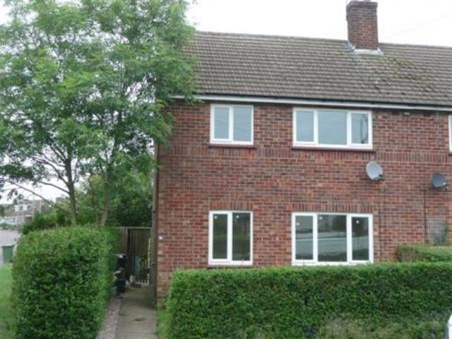 3 bedroom Semi detached house To Let