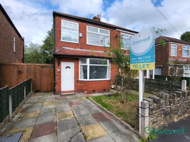 3 bedroom Semi detached house to let Assheton Crescent, Manchester