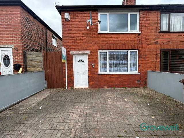 3 bedroom Semi detached house to let Douglas Road, Leigh