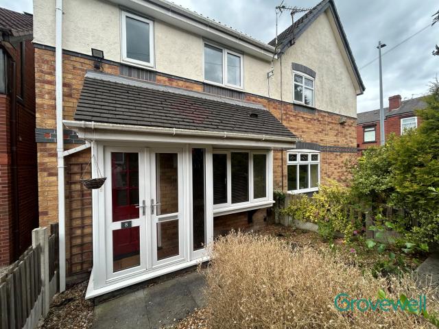 3 bedroom Semi detached house to let Townsend Road, Swinton, Manchester