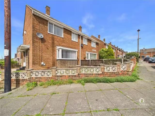 3 bedroom Semi Detached House to rent, Abbey Drive, Houghton L.