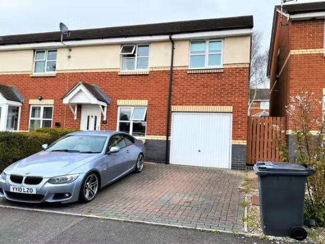 3 bedroom Semi Detached House to rent, Byron Way, Exmouth, EX8.