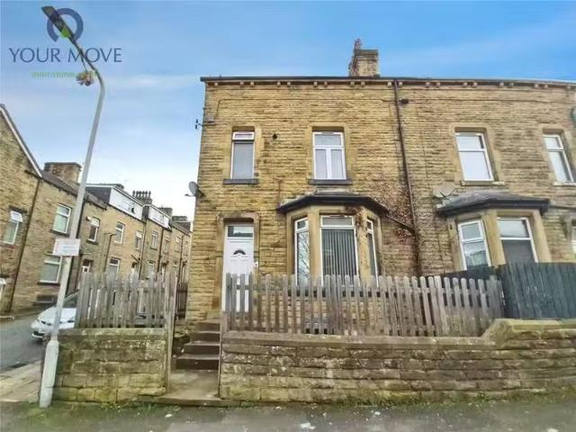 3 bedroom Semi Detached House to rent, Belgrave Road, Keighley.