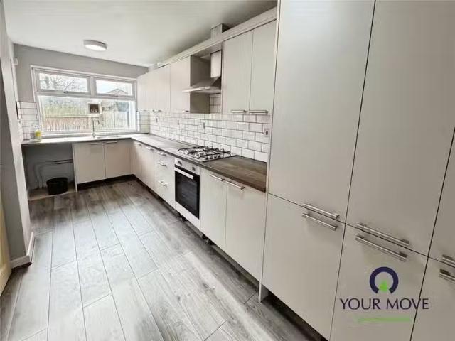 3 bedroom Semi Detached House to rent, Cedars Road, Exhall, CV.