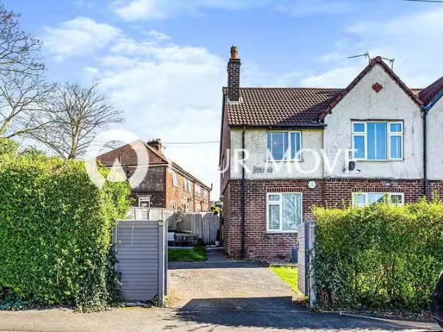 3 bedroom Semi Detached House to rent, Green Avenue, Swinton.
