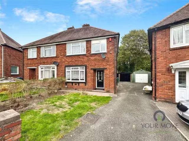 3 bedroom Semi Detached House to rent, Ivy House Road, Oldbury.