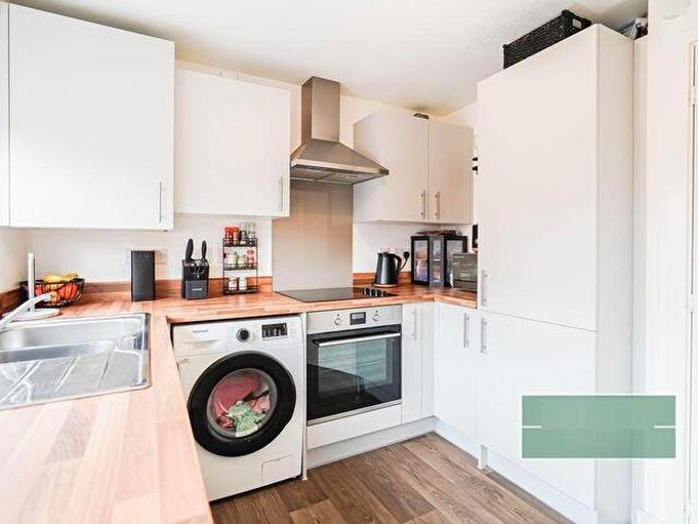 3 Bedroom Semi Detached House To Rent In Mandarin Close, Nottingham, NG14