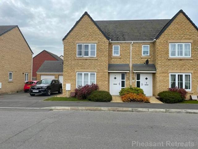 3 Bedroom Semi Detached House To Rent In Mary Ellis Way, Witney, OX29