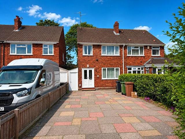 3 Bedroom Semi Detached House To Rent In Mayswood Road, Solihull, B92