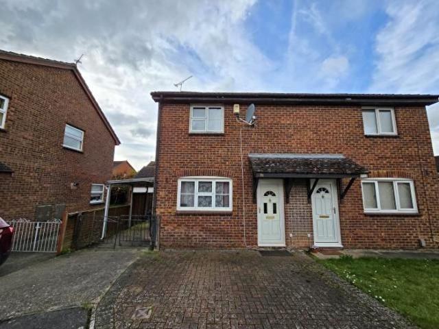 3 Bedroom Semi Detached House To Rent In Norris Close, Abingdon, OX14