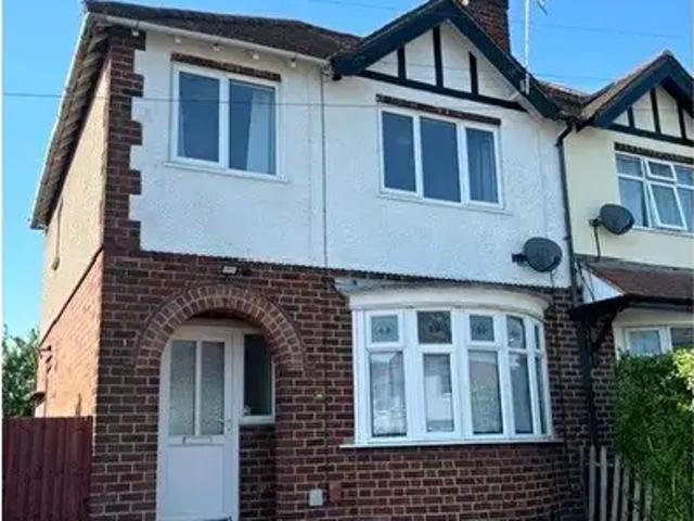 3 Bedroom Semi Detached House To Rent In Oaklands Avenue, Derby, DE23