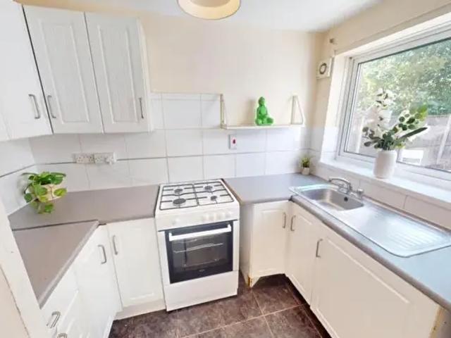 3 Bedroom Semi Detached House To Rent In Old Mill Close, Radford, Nottingham, NG7