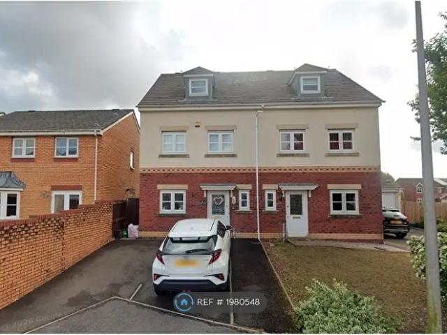 3 Bedroom Semi Detached House To Rent In Awel Deg, Swansea, SA7