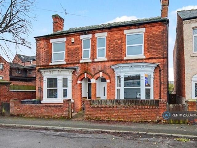 3 Bedroom Semi Detached House To Rent In Albert Avenue, Nottingham, NG9