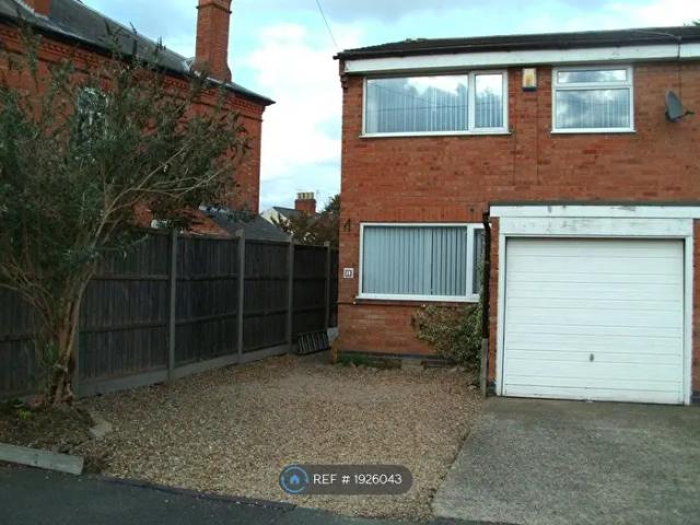 3 Bedroom Semi Detached House To Rent In Albert Street, Leicester, LE7