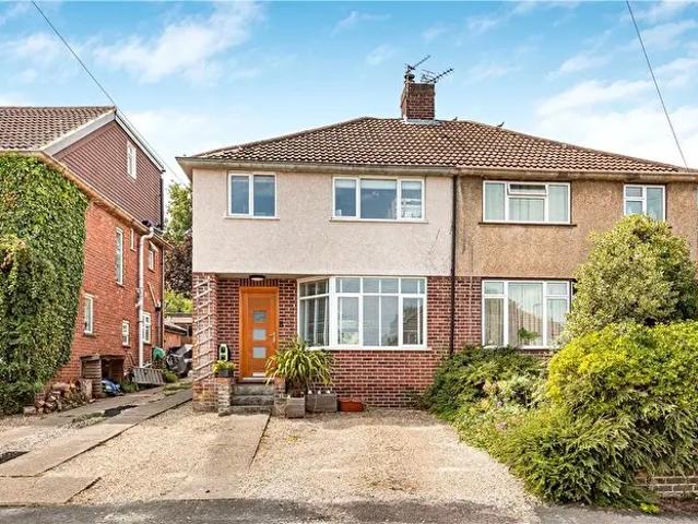3 Bedroom Semi Detached House To Rent In Bagley Close, Kennington, Oxford, Oxfordshire, OX1