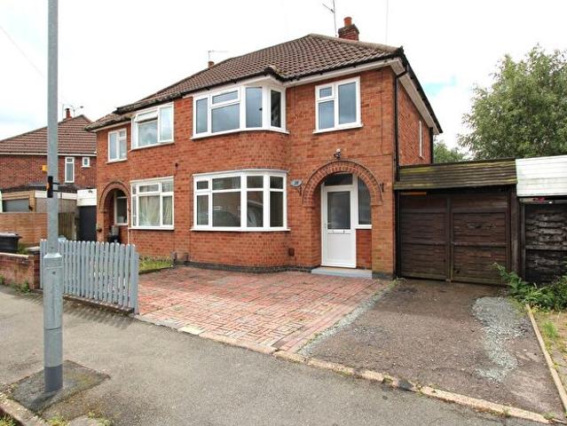3 Bedroom Semi Detached House To Rent In Bakewell Road, Wigston, LE18