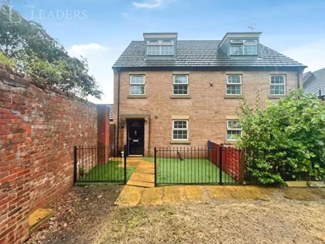 3 Bedroom Semi Detached House To Rent In Baseball Drive, Derby, Derbyshire, DE23