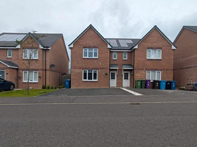 3 Bedroom Semi Detached House To Rent In Barrel Path, Glasgow, G53