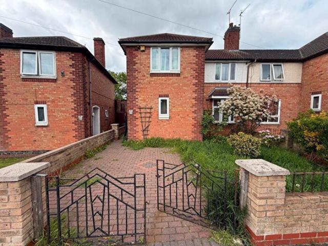 3 Bedroom Semi Detached House To Rent In Bendbow Rise, Braunstone Town, Leicester, LE3