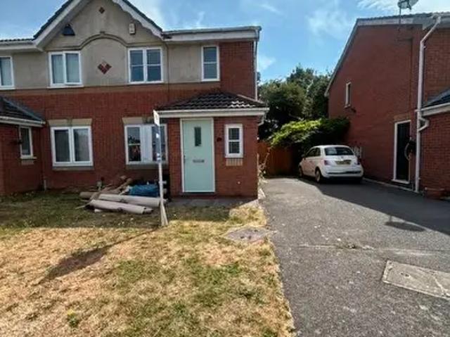 3 Bedroom Semi Detached House To Rent In Boynton Rd, LE3