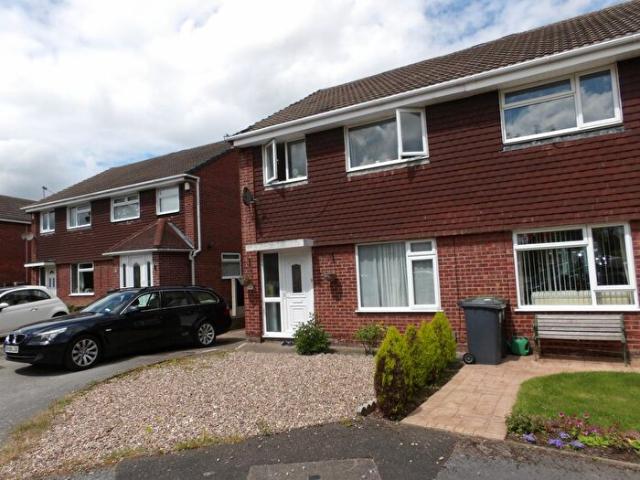 3 Bedroom Semi Detached House To Rent In Bramcote, Nottingham, NG9