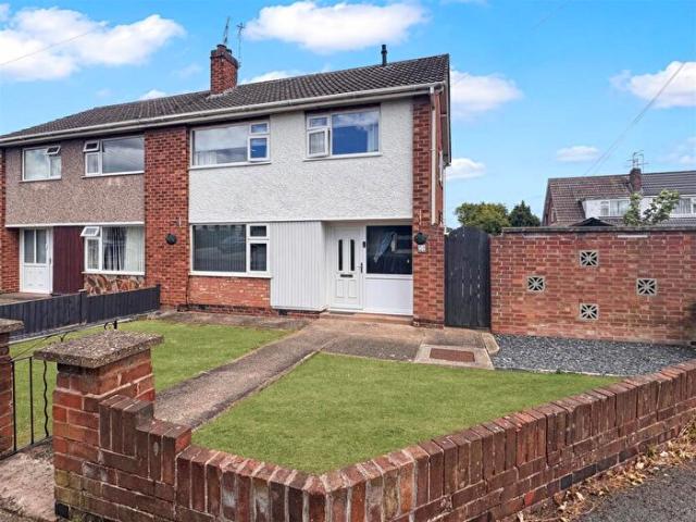 3 Bedroom Semi Detached House To Rent In Brecon Close, Wigston, LE18