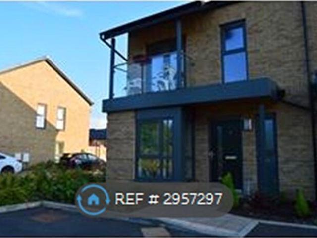 3 Bedroom Semi Detached House To Rent In Cyber Avenue, Oakgrove, Milton Keynes, MK10