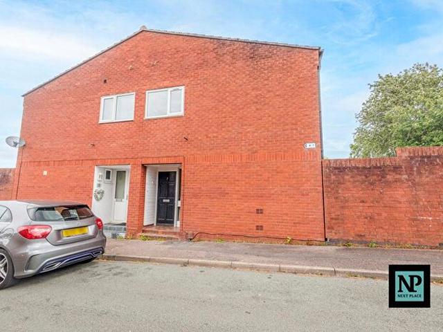 3 Bedroom Semi Detached House To Rent In Calder, Wilnecote, B77
