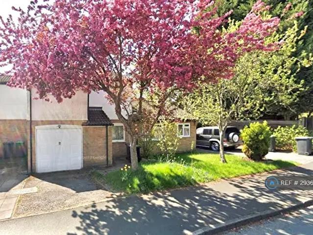 3 Bedroom Semi Detached House To Rent In Carwood Road, Beeston, Nottingham, NG9