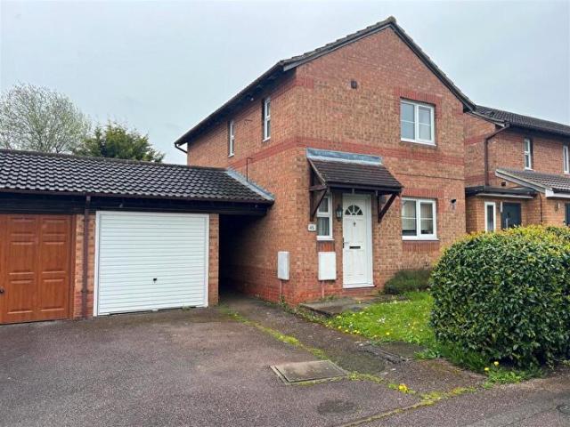 3 Bedroom Semi Detached House To Rent In Century Avenue, Oldbrook, Milton Keynes, MK6